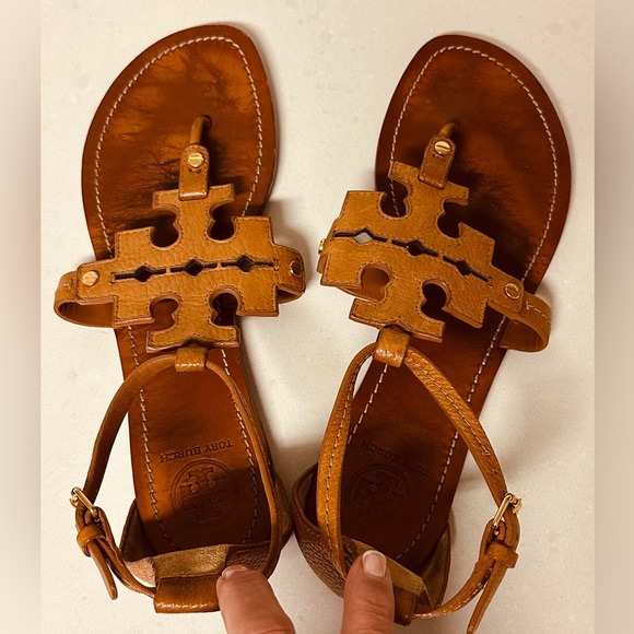 Tory Burch | Shoes | Tory Burch Phoebe Tan Leather Sandals | Poshmark